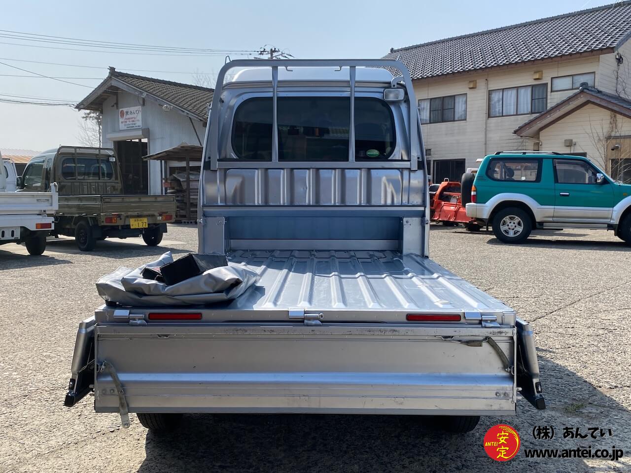 ダイハツハイゼットトラック660 ジャンボ SAIIIt 3方開 4WD ⚙ 中古農機具専門店 - (株) あんてい